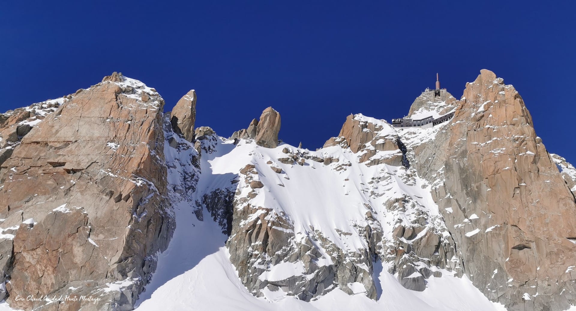 Arête des Cosmiques à l'aiguille du Midi - Guide de Haute Montagne